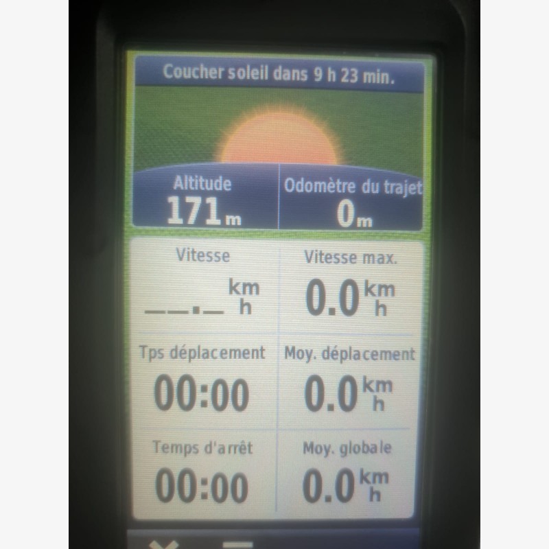 Garmin Montana 650t GPS in Very Good Condition with Preinstalled Maps