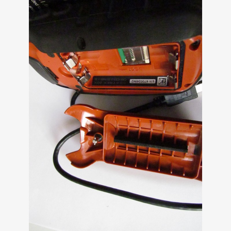 Etrex 20x in its box with USB cable